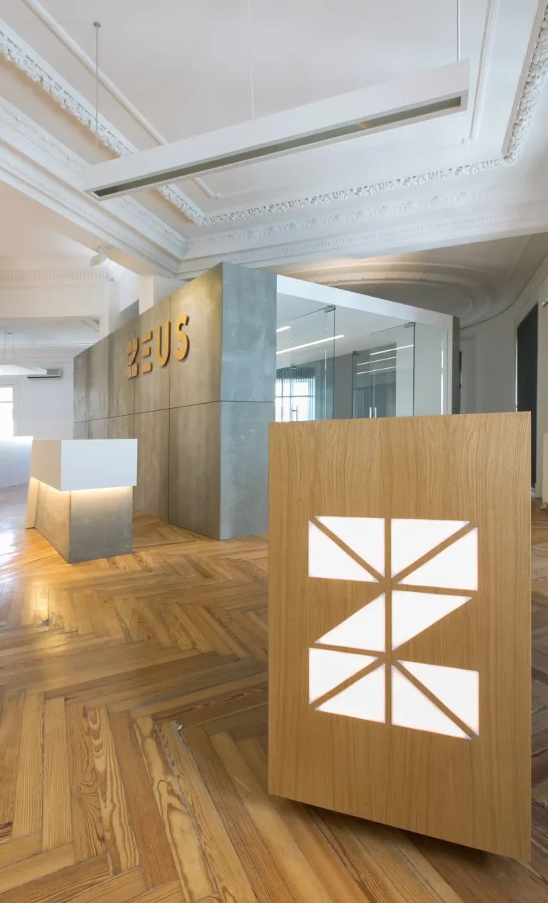 Reforma de oficina en Madrid, Gran Vía para Zeus Vision